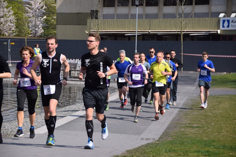 11. Dinslakener Sparkassen City-Lauf am 10.04.2016/Bilder von Sabine ...